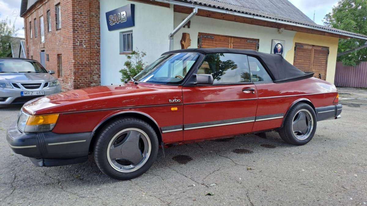 The Saab 900 Turbo: A Quirky and Innovative Youngtimer – Youngtimer ...